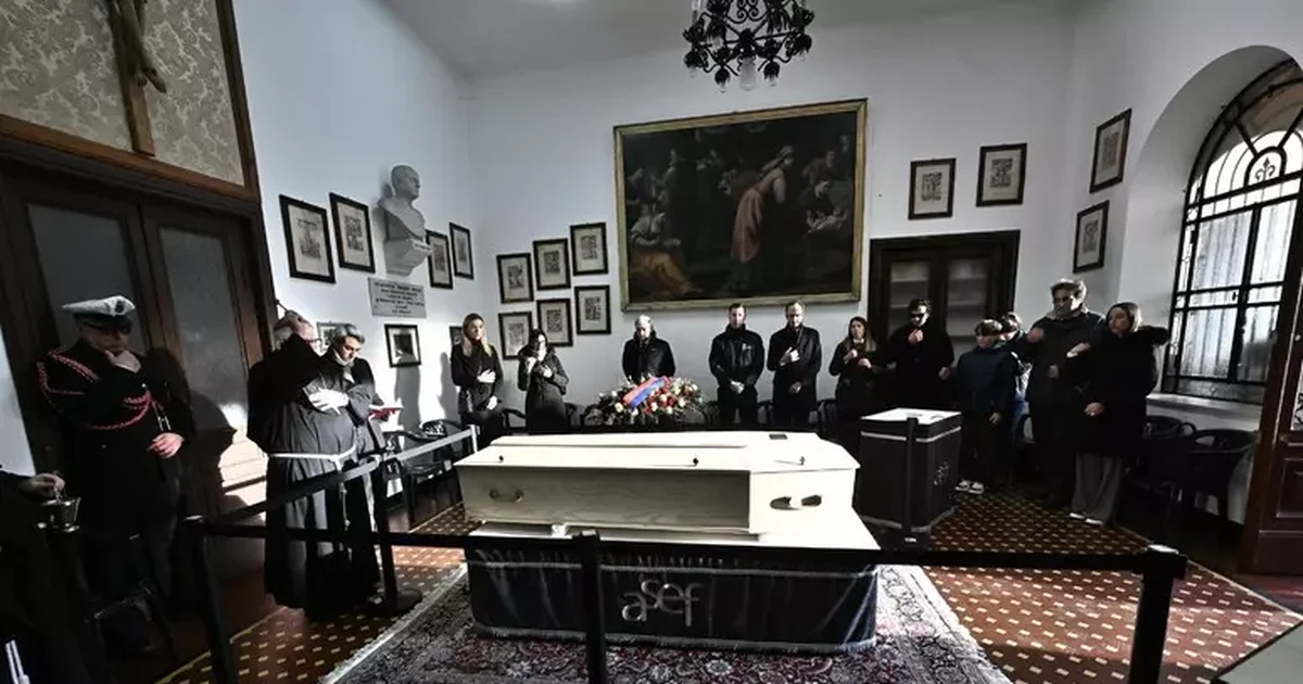 Itália repatria adolescentes mortos em incêndio em Crans-Montana