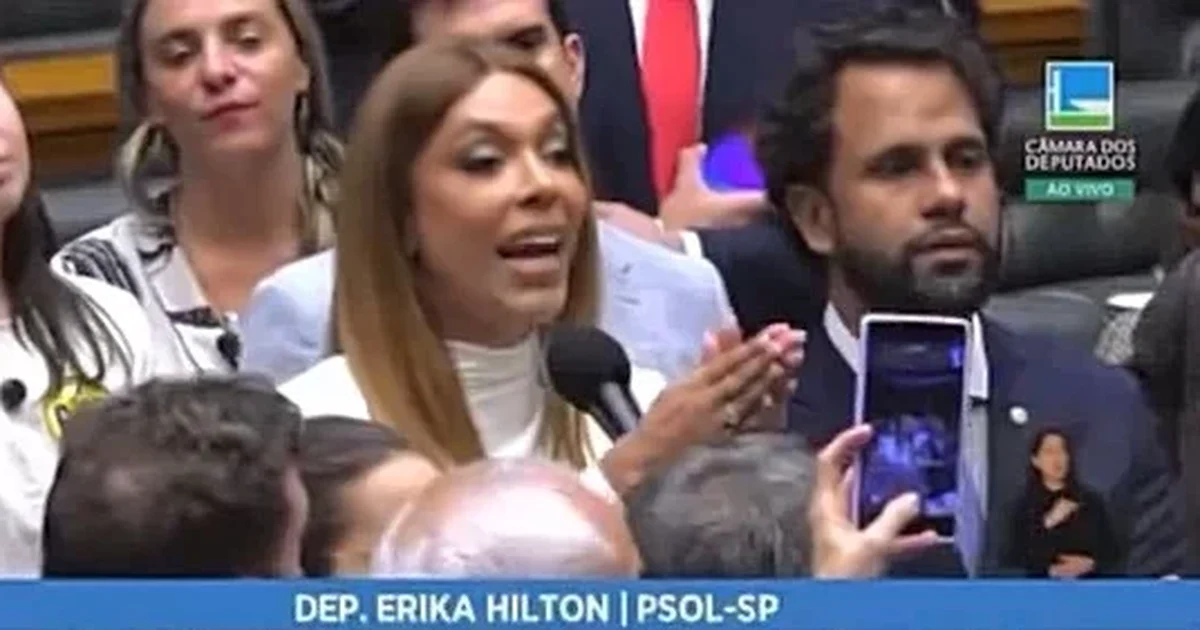 Erika Hilton enquadra direita no plenário e transforma debate da escala ...