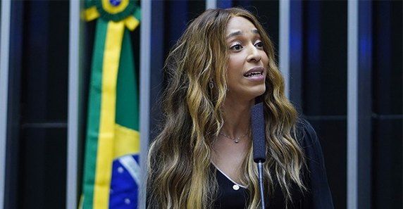 Erika Hilton pede investigação da PF sobre posts após morte em rope ...