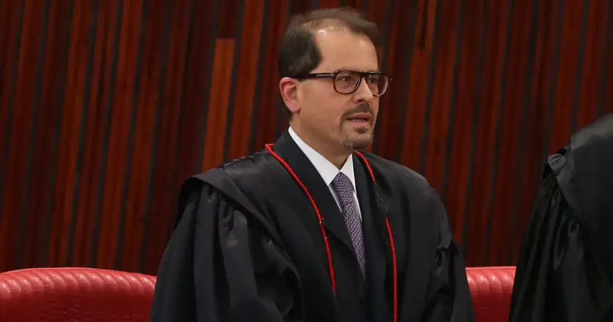 Justiça Eleitoral suspender pesquisa não é comum, mas também não é raro ...