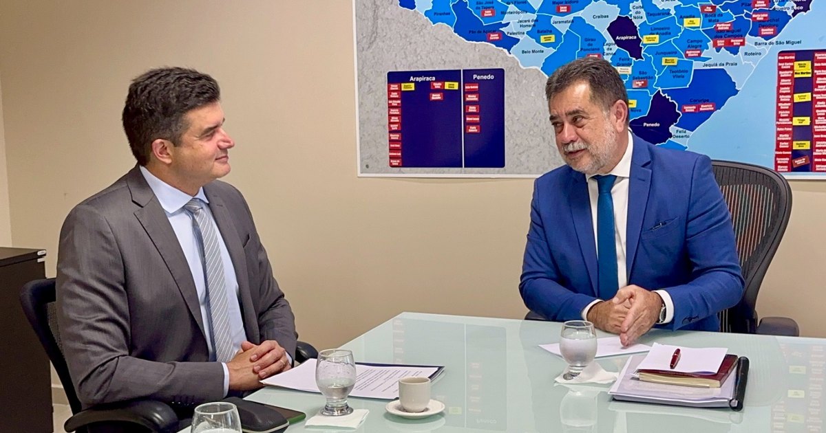 Rui Palmeira se reúne com procurador-geral de Justiça para tratar de ...