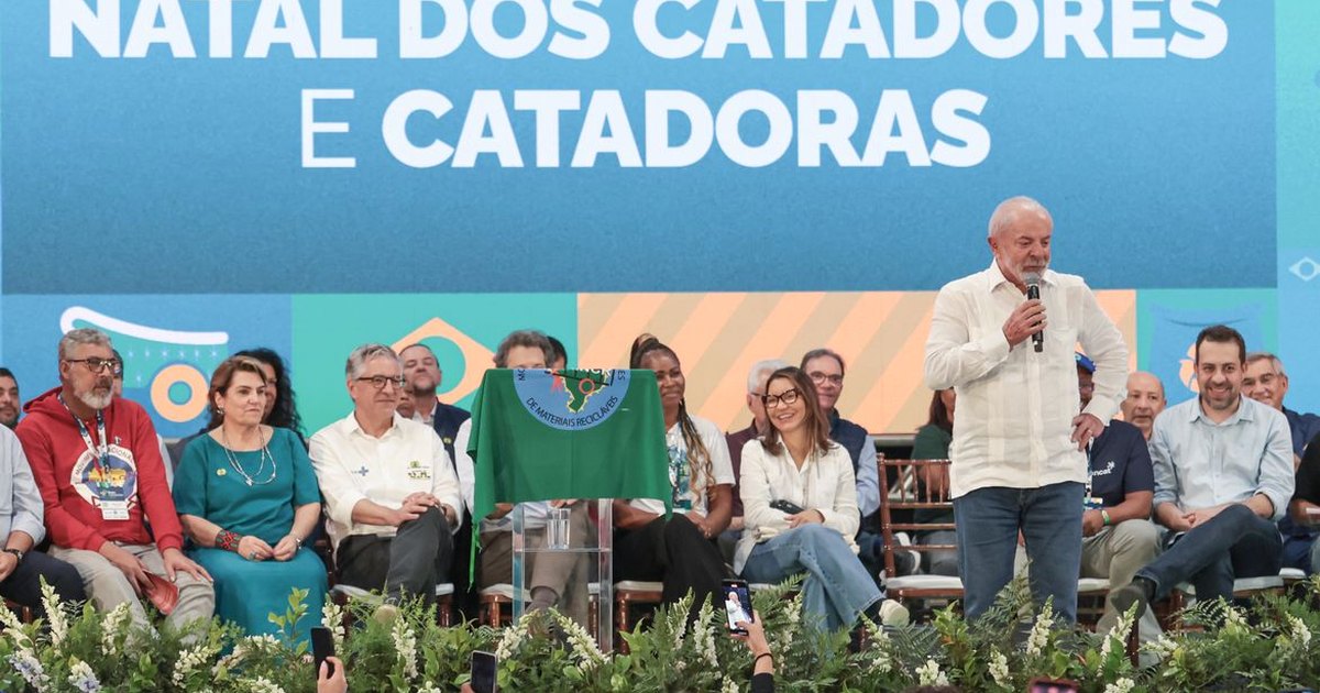 Lula defende que catadores tenham mais acesso à serviços públicos