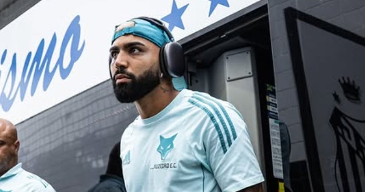 Gabigol esclarece relação com Tite e reafirma compromisso com o Cruzeiro