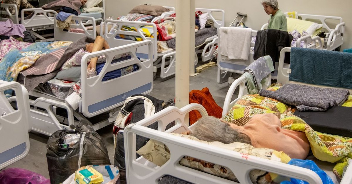 Saúde lança versão atualizada da Caderneta da Pessoa Idosa