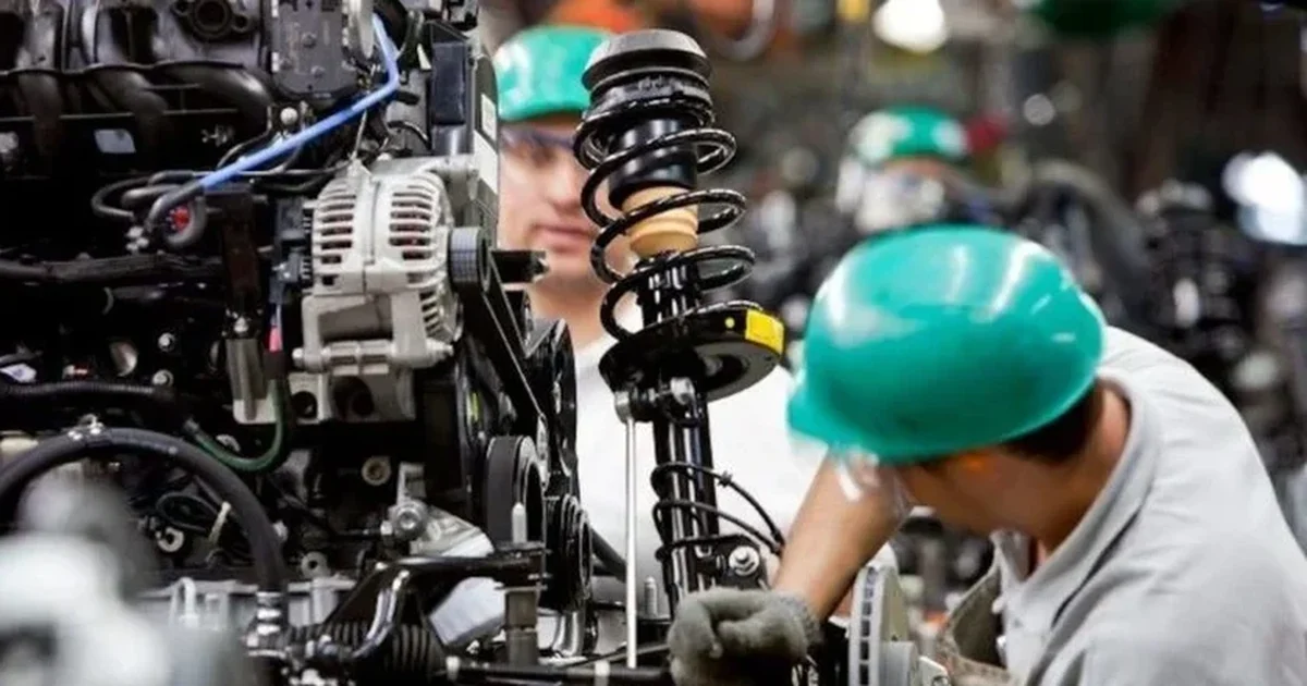 Produção industrial da zona do euro recua 1,5% em janeiro ante dezembro