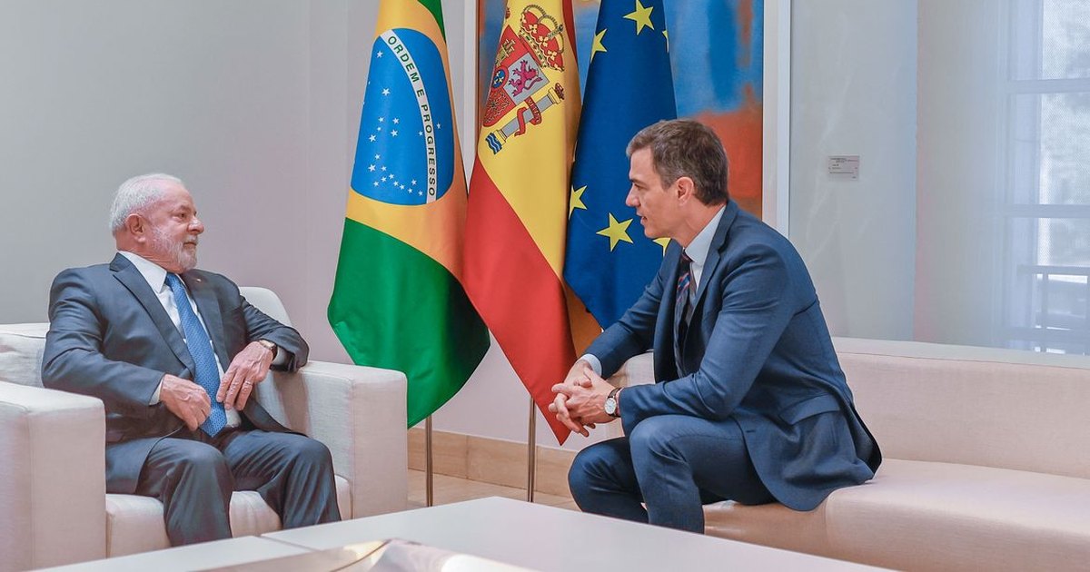 Lula agradece a Pedro Sánchez por apoio ao acordo Mercosul-União Europeia