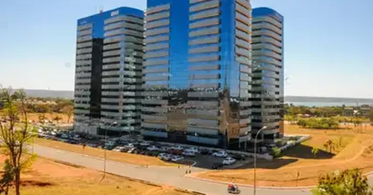 Governo Lula e DF negociam empréstimo com aval de bancos para salvar BRB
