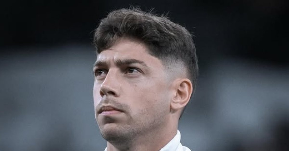 Mulher de Valverde posta foto do meia do Real após briga: 'Deixem-me em ...