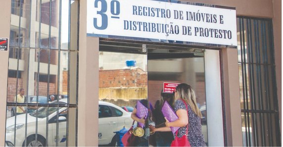 Ministro do STF mantém tabelião à frente do cartório mais rentável de ...