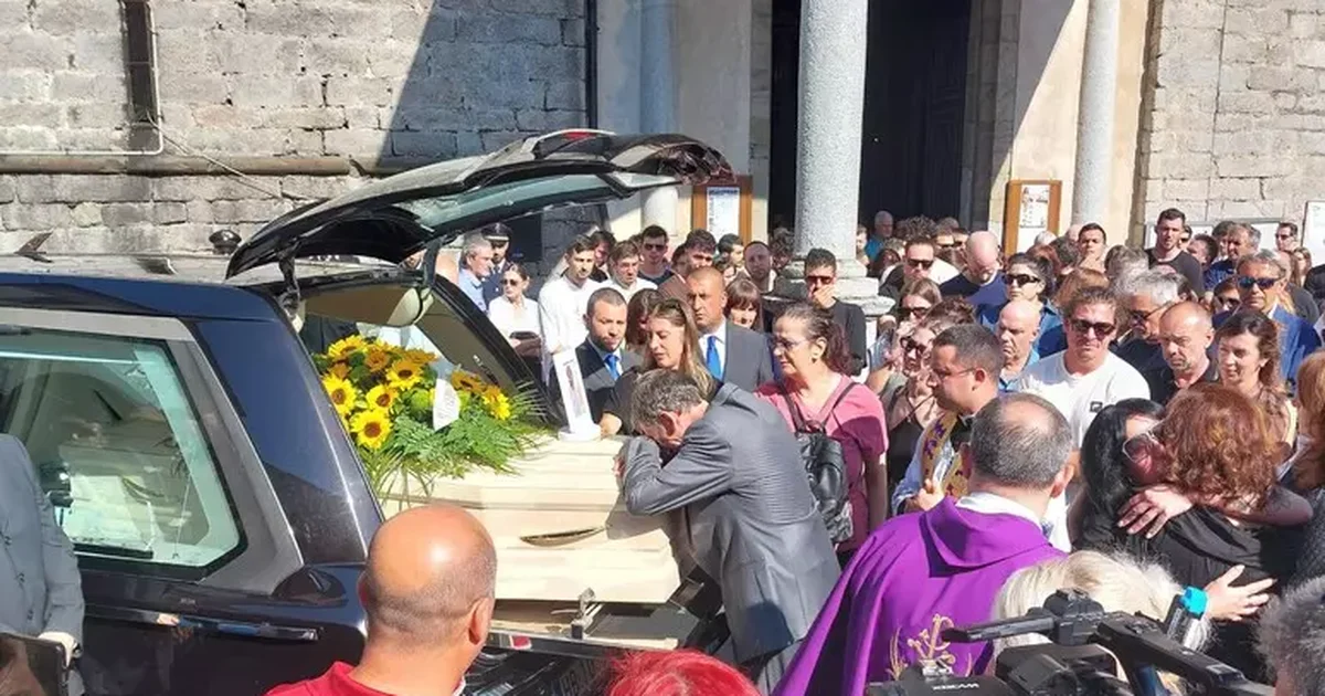 Itália se despede de mergulhadores mortos nas Maldivas