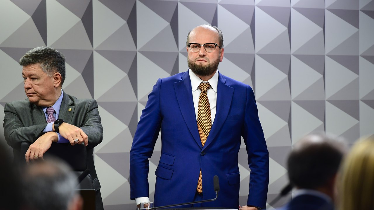 Política Real | Em Tempo Real